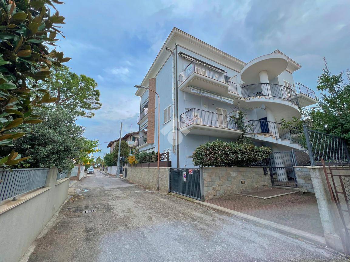 Trilocale via Fratelli Bandiera 11, Tortoreto Lido, Tortoreto