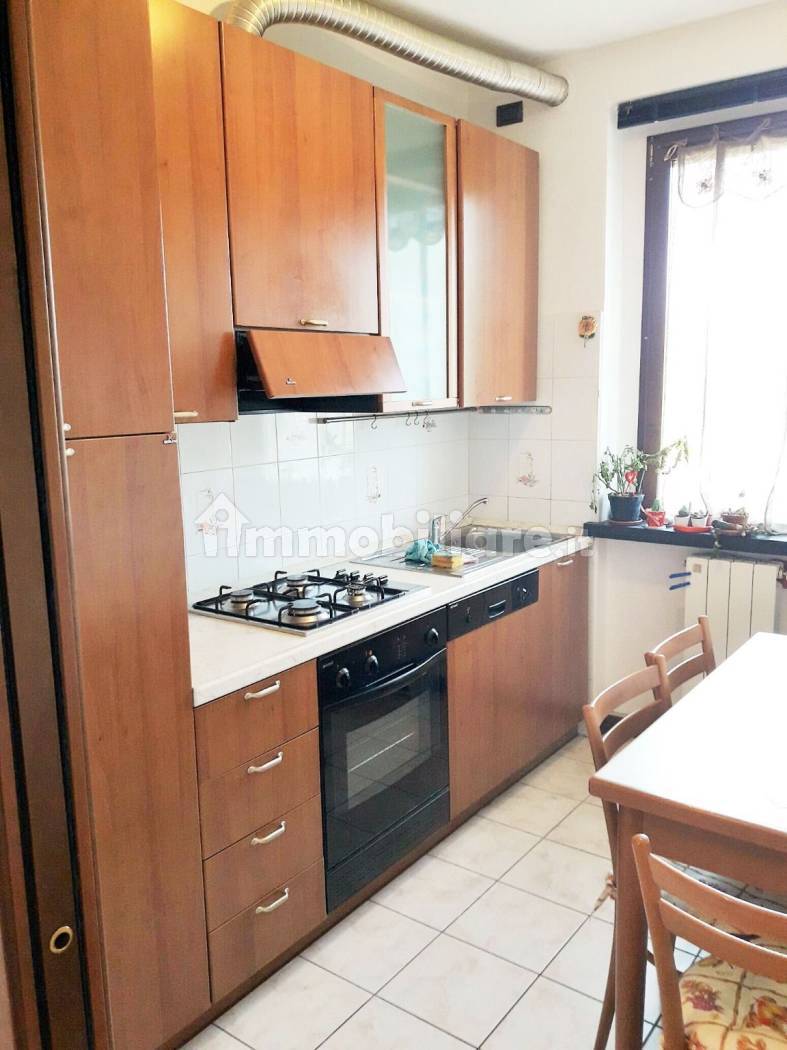 Bilocale via Umberto I 13, Centro, Dovera