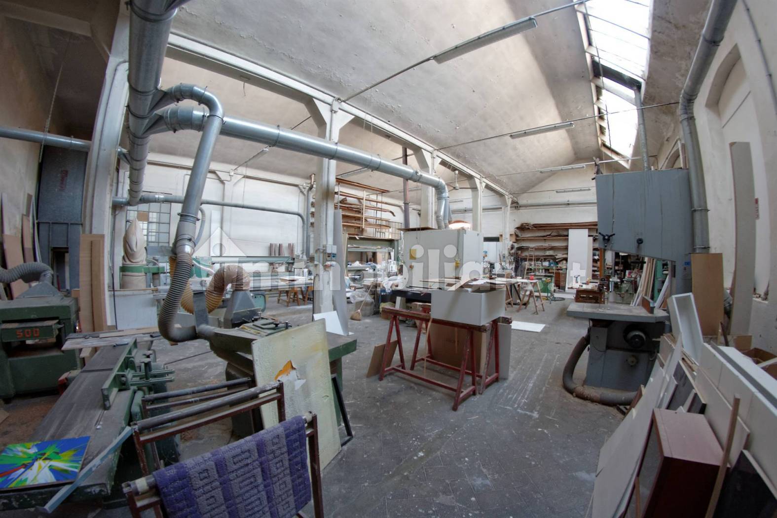 Laboratorio in Vendita