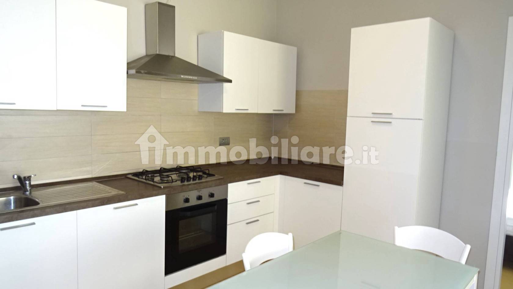 Trilocale piazzale Olimpia, Centro, San Bartolomeo al Mare