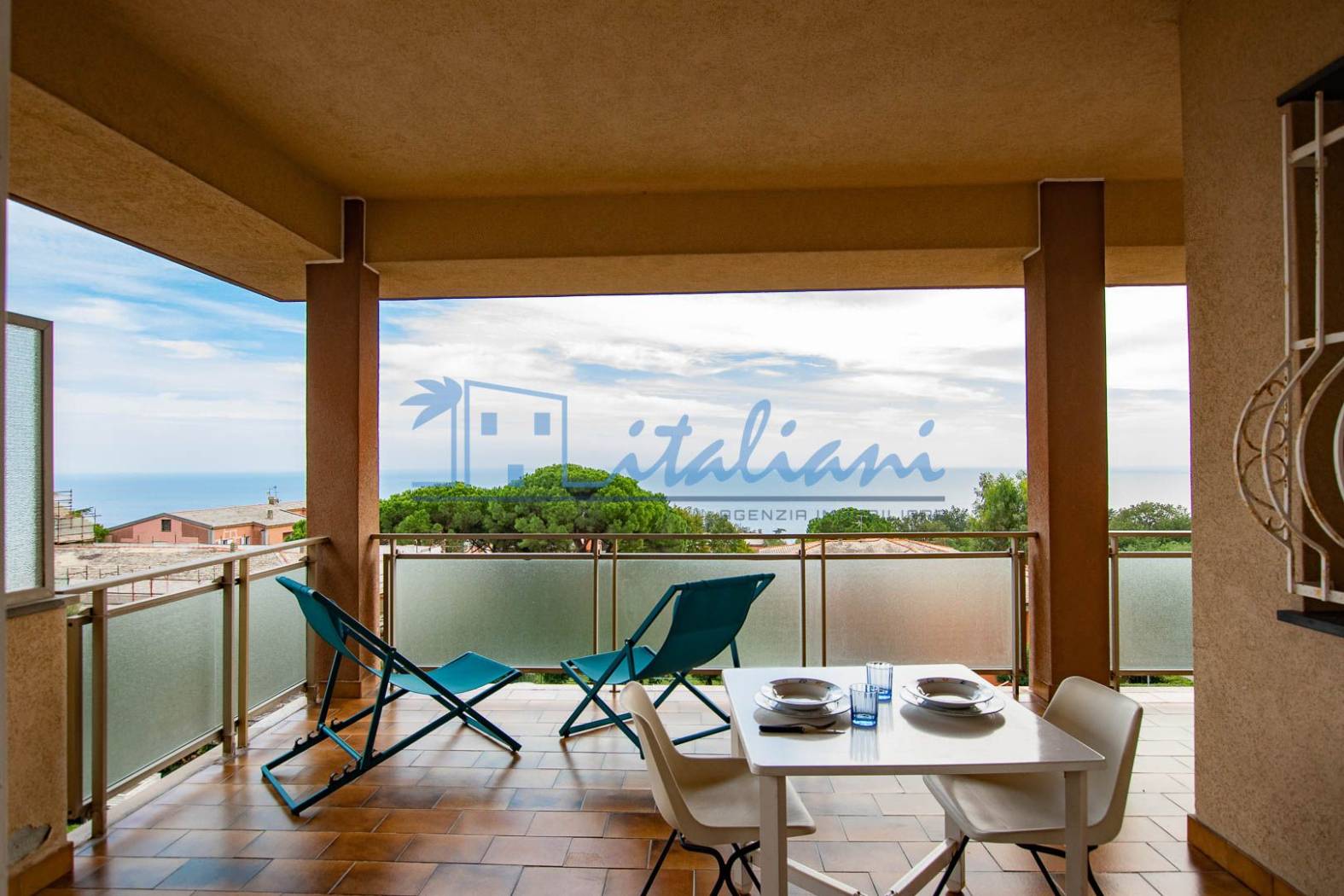 Trilocale via delle Ginestre, Centro, Varazze