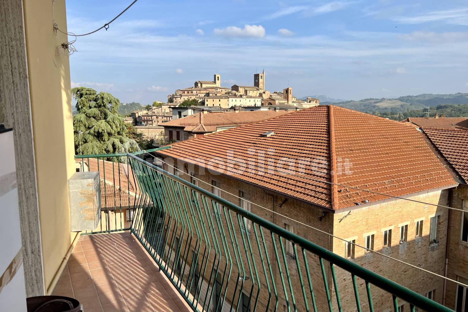 Appartamento viale della Rimembranza 18, Centro, Sarnano