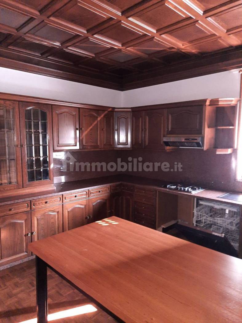 Trilocale via 1 Maggio 10, Ponte Nelle Alpi Polpet, Ponte nelle Alpi