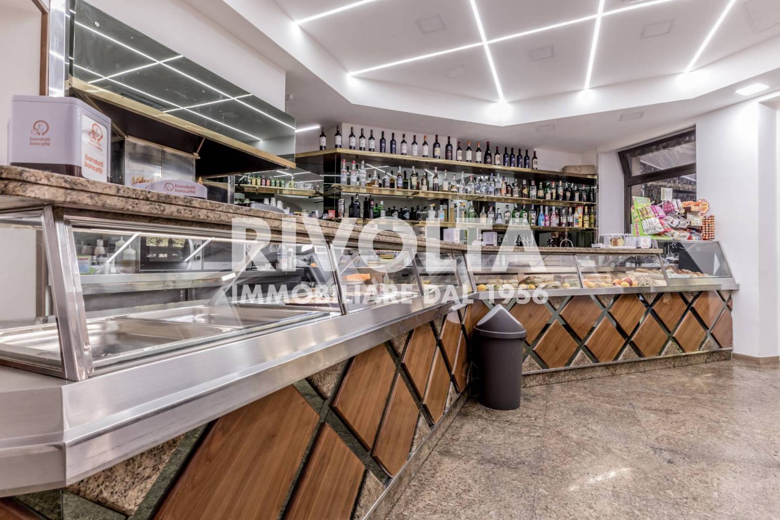 Tabaccheria in Vendita