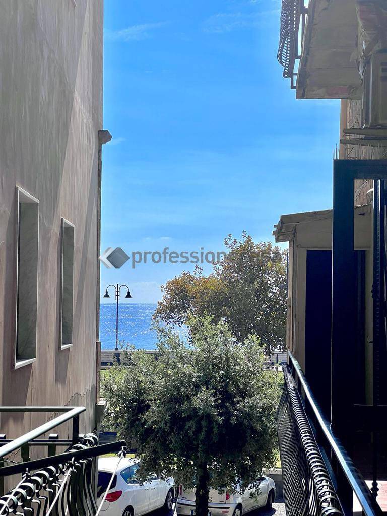 Bilocale corso Umberto I, Lungomare, Pozzuoli