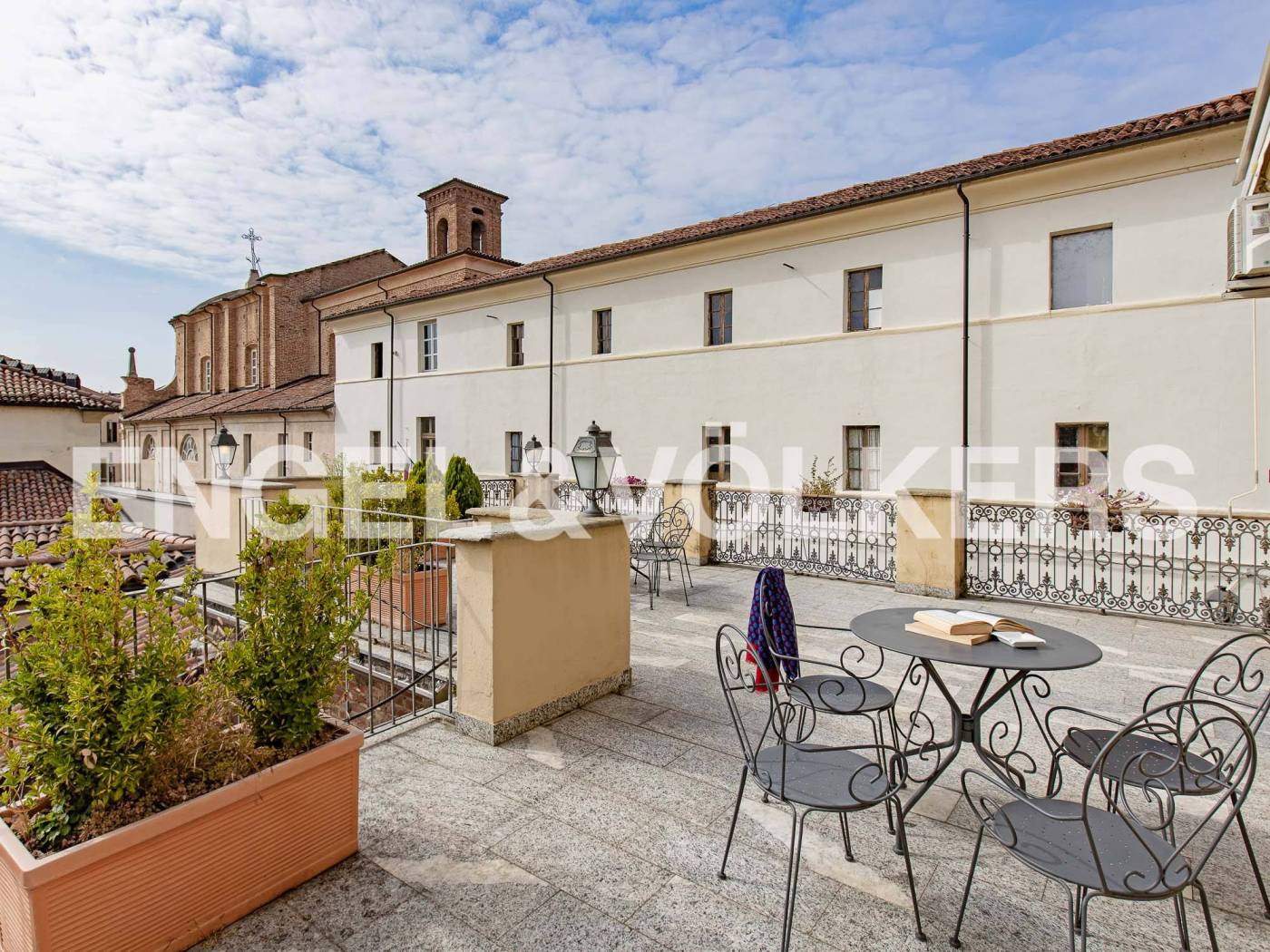 Appartamento via Roero, Tribunale, Asti