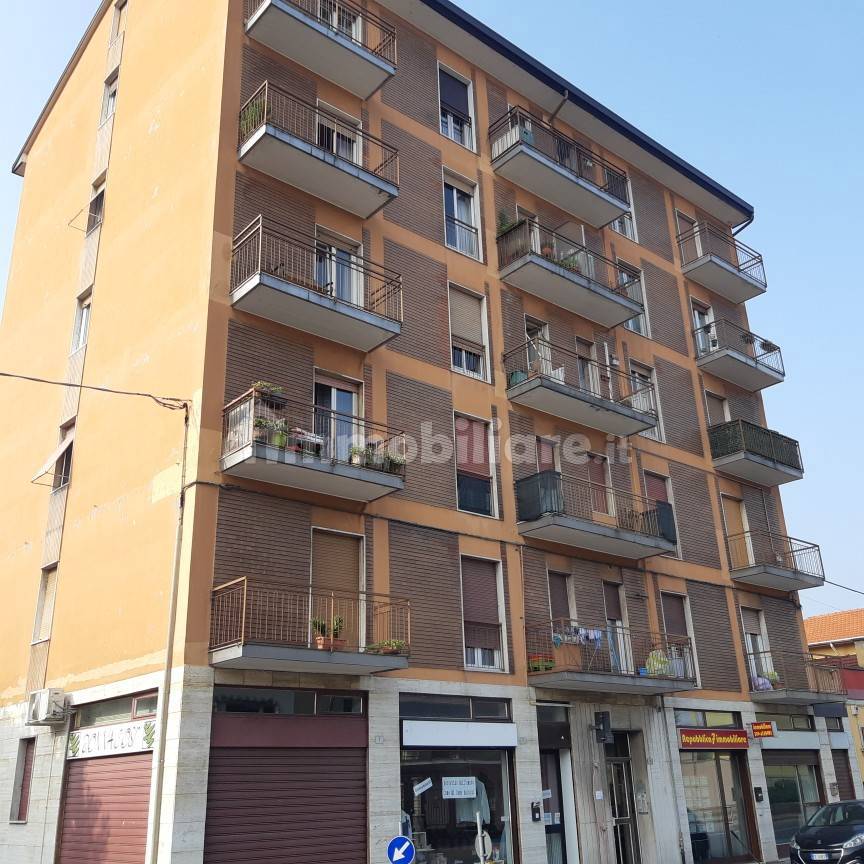 Trilocale viale della Repubblica 7, Beata Giuliana, Busto Arsizio