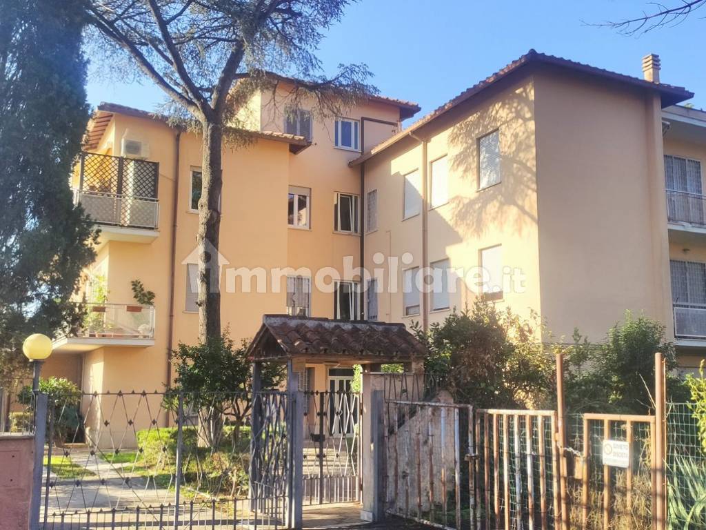 Vendita Appartamento Roma. Trilocale in via di San Tarcisio 69. , rif ...