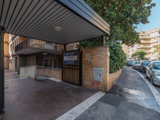 Case in vendita in Via Raffaele Cappelli, Roma - Immobiliare.it