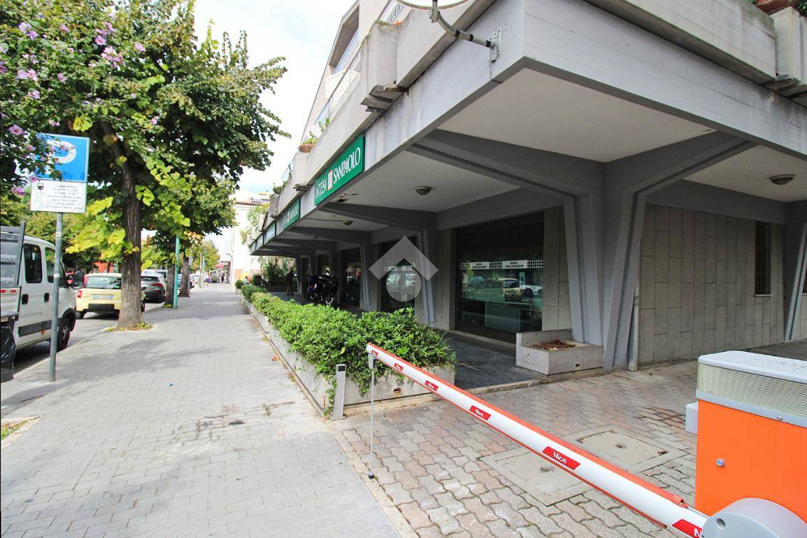 Bilocale via nazionale 303, Centro, Roseto degli Abruzzi