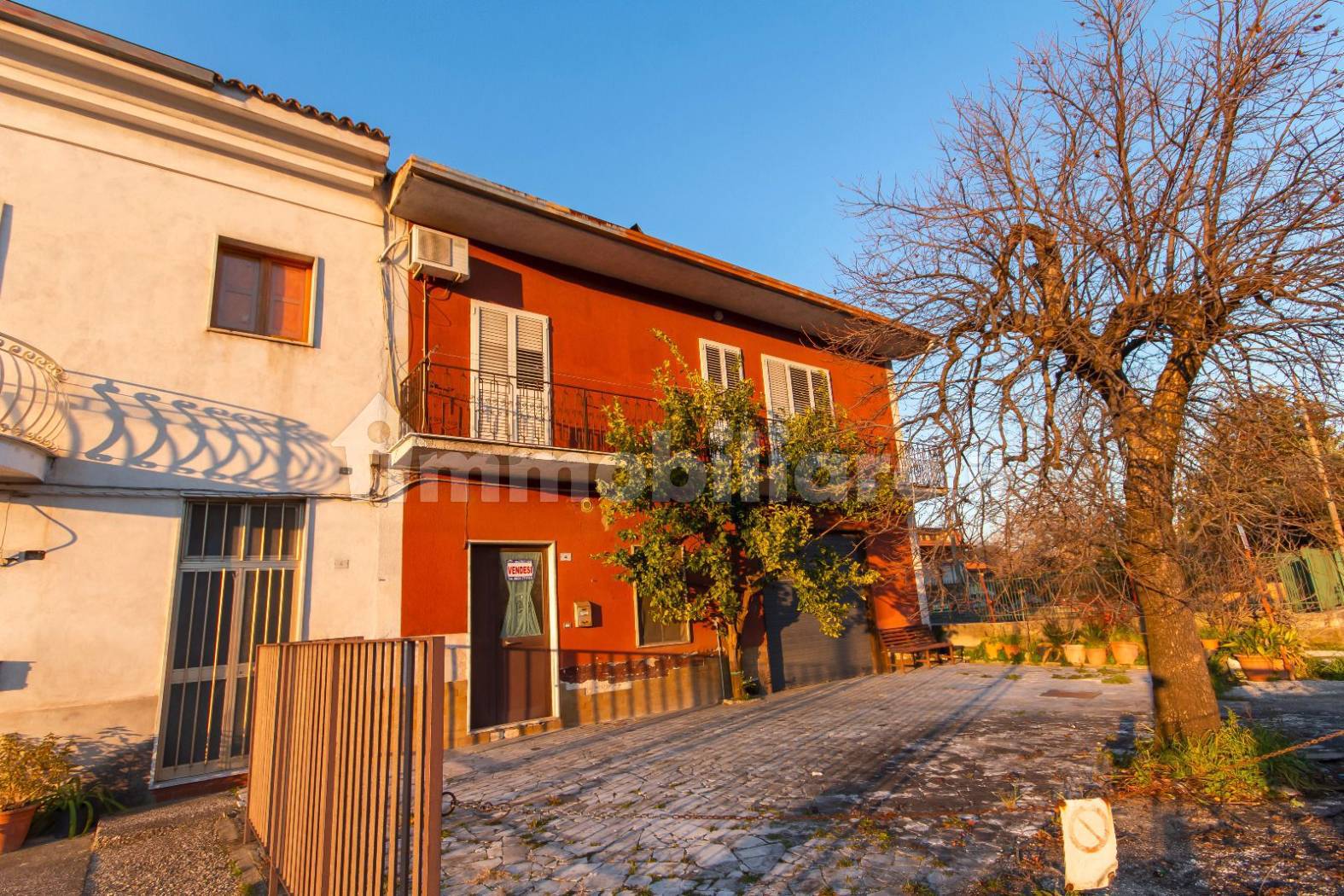 Appartamento via Appia 4, Paolisi