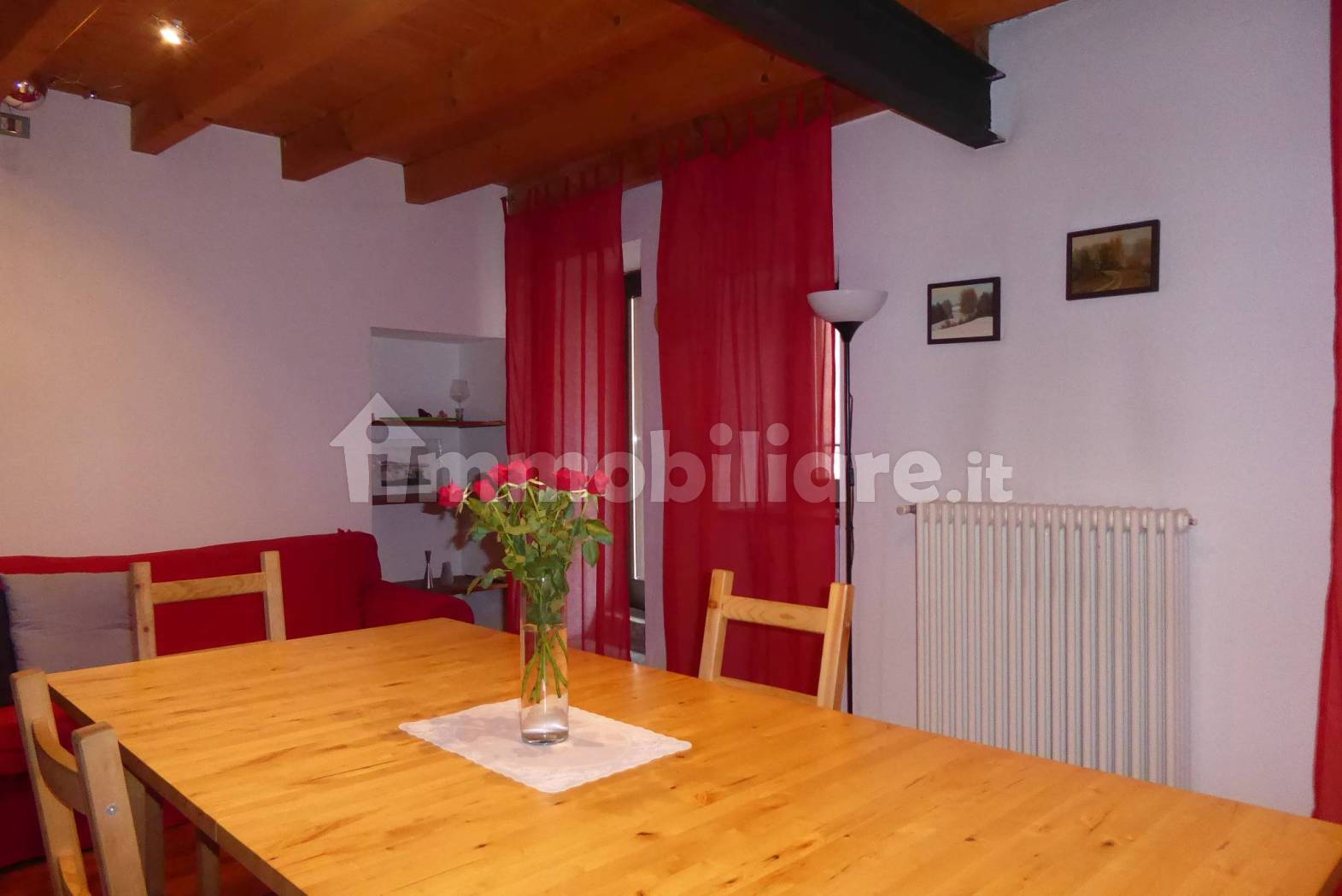 Appartamento piazza San Graziano 16, Centro, Arona