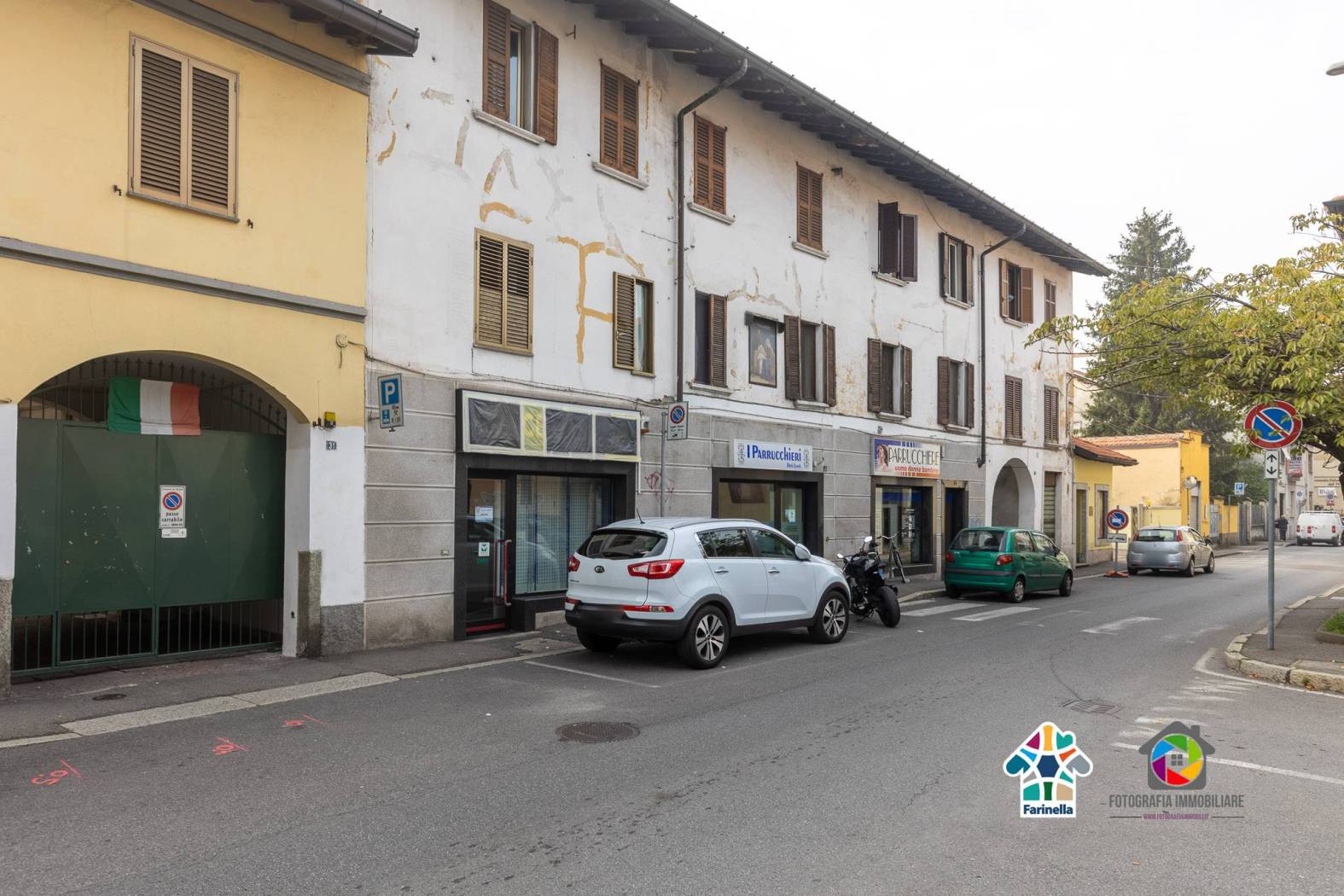 Locale commerciale in Vendita