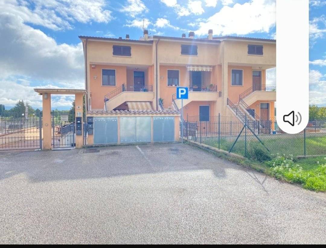 Quadrilocale via Luigi Credaro 8, Collestrada, Perugia