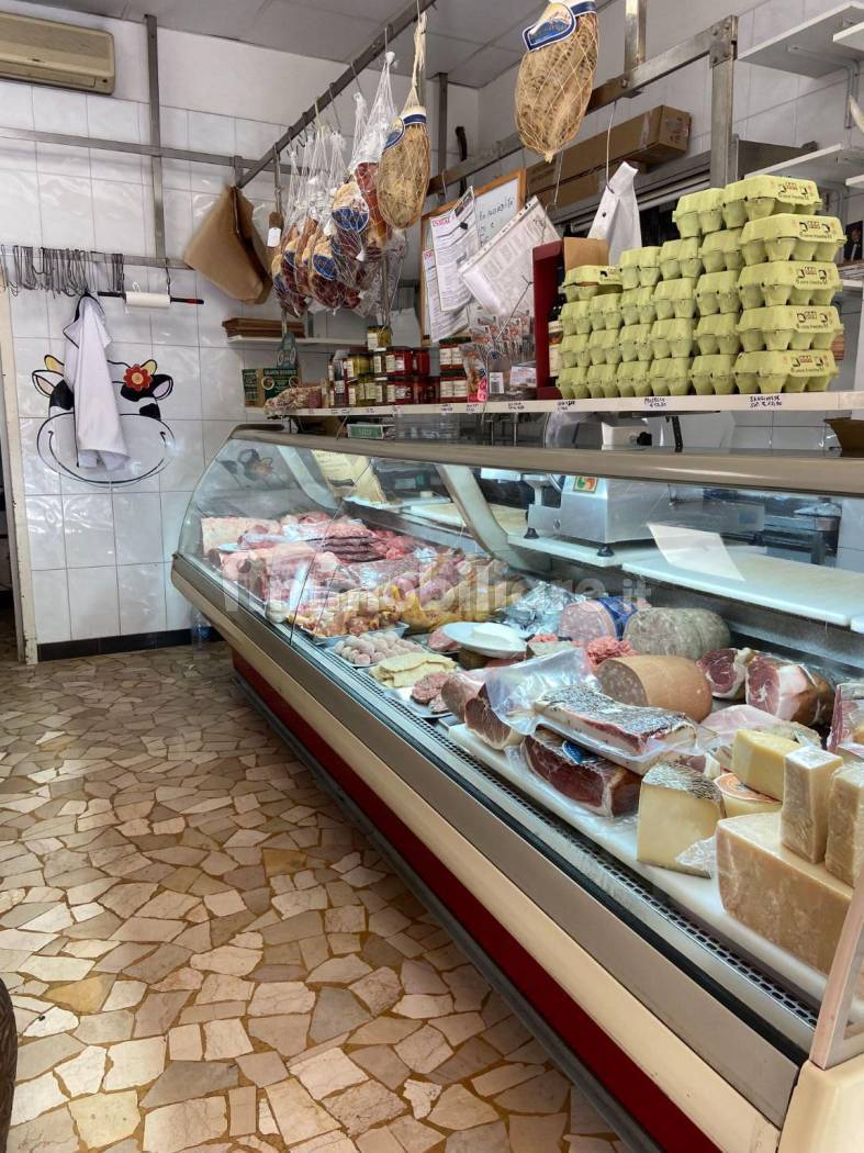 Macelleria in Vendita