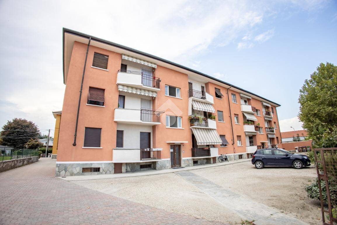 Quadrilocale via Divisione Alpina Cuneese 6, Centro, Racconigi