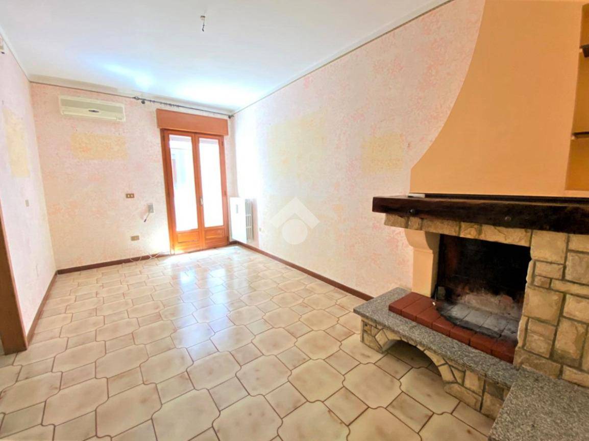 Trilocale via Giuseppe Mazzini 29, Centro, Cavallino