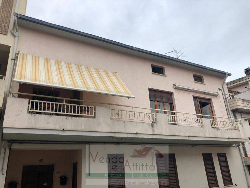 Quadrilocale via delle Rose, Centro, San Salvo