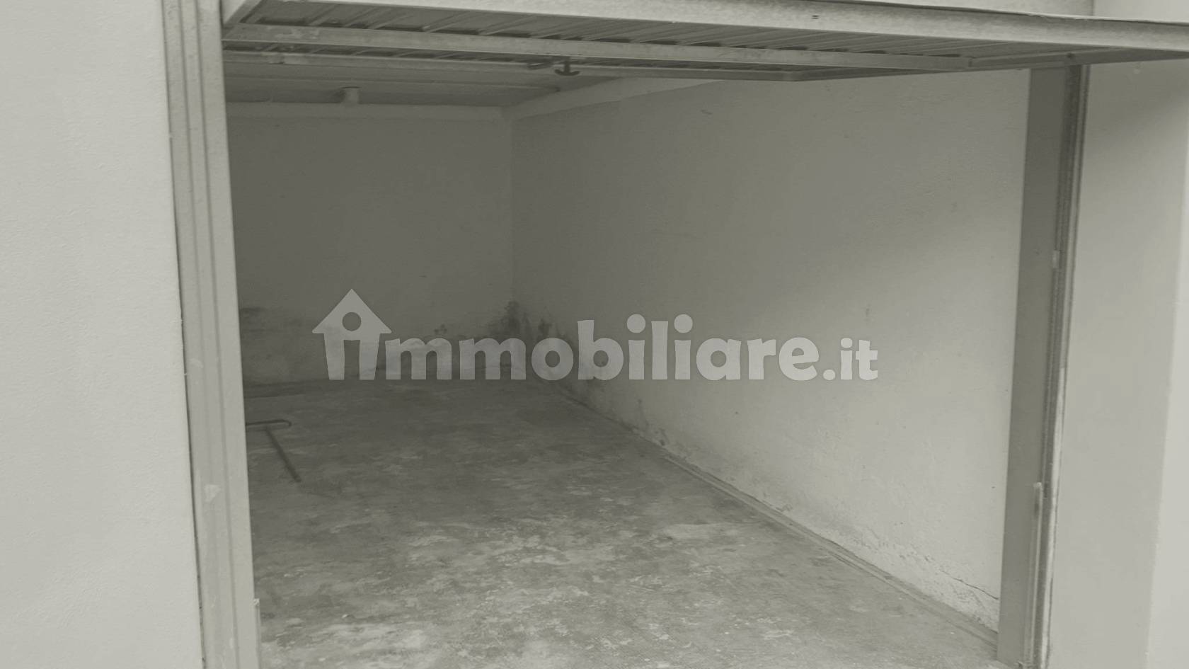 Garage - Box in Vendita