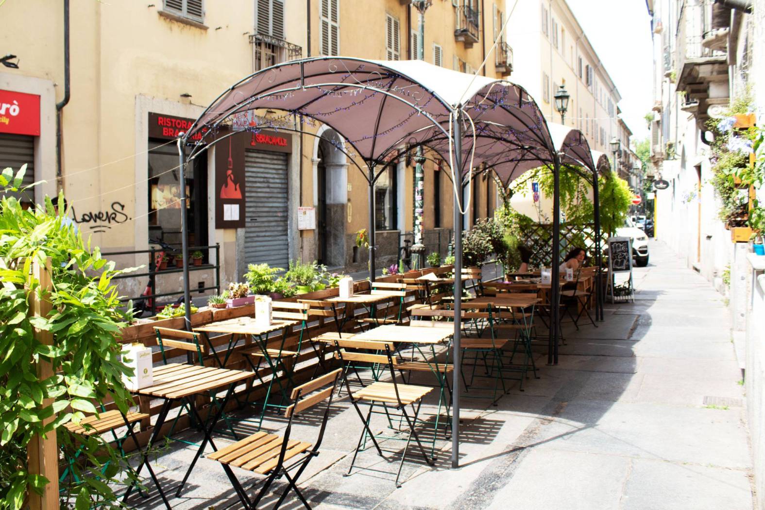 Locale commerciale in Vendita