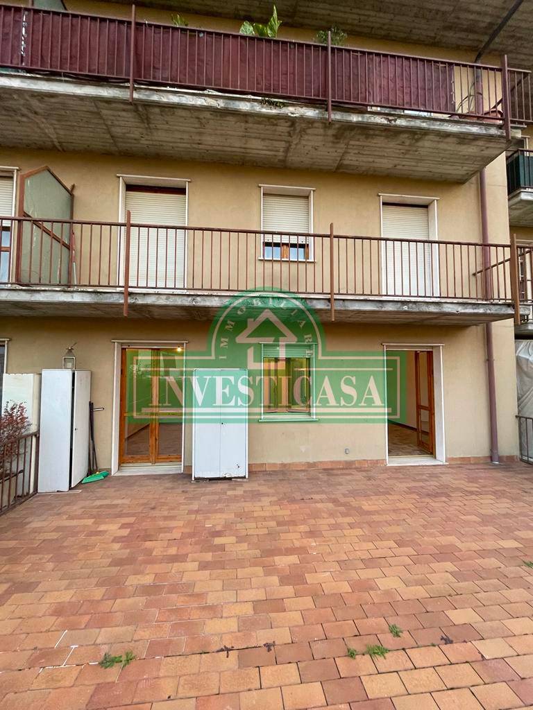 Trilocale via Pietro Nenni 11, Centro, Travacò Siccomario