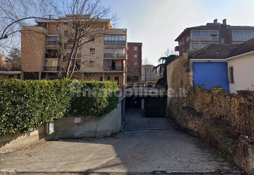 Garage - Box in Vendita