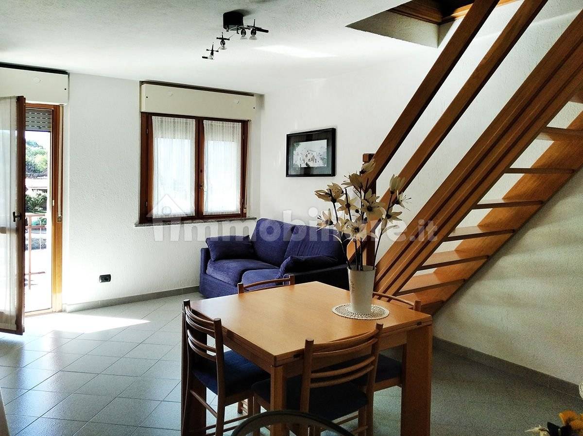 Trilocale Località Etabloz 33, Brissogne