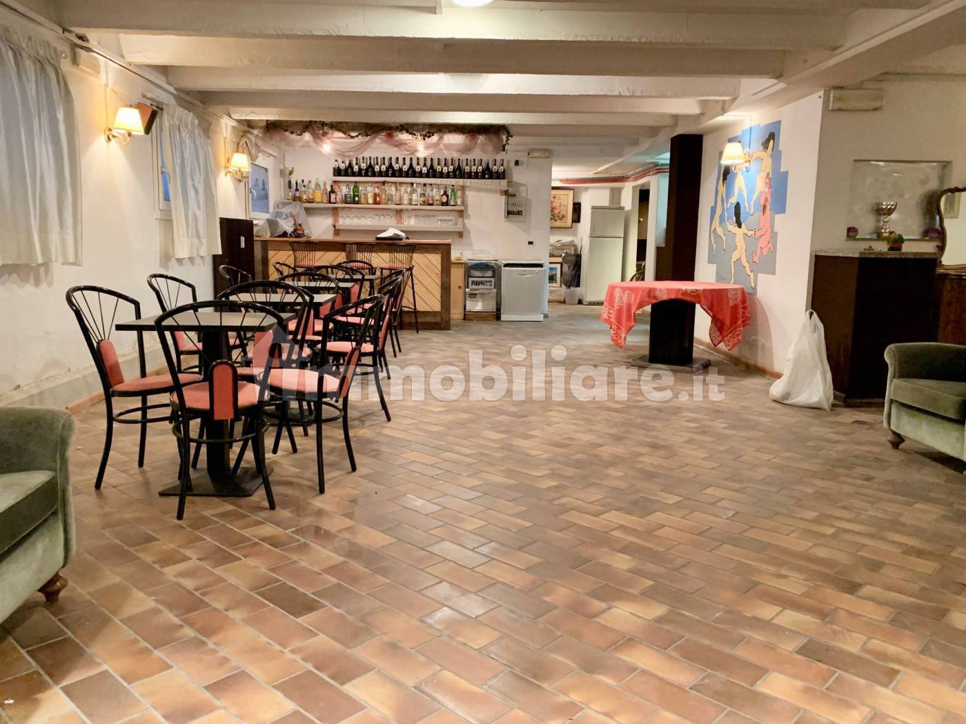 Attività commerciale in Vendita