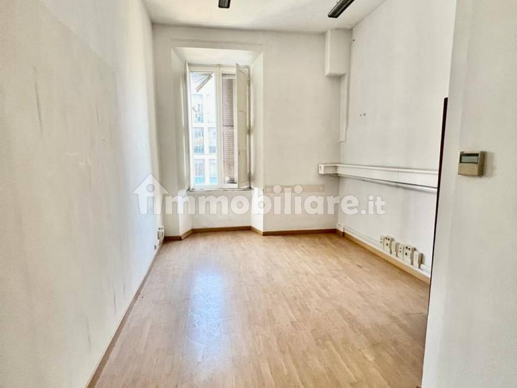 Ufficio - Studio Galleria Termini, Roma, rif. 99011080 - Immobiliare.it