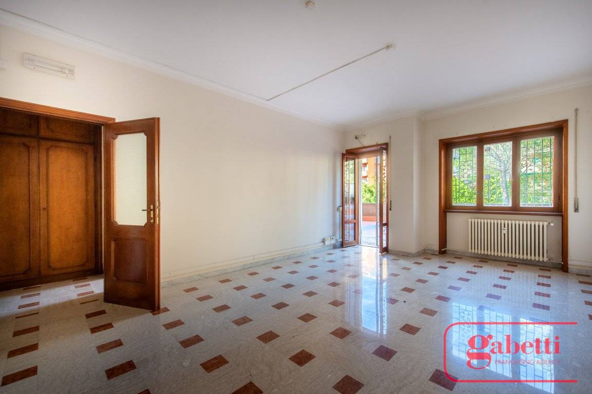 Quadrilocale via Benedetto Croce, Ardeatino - Montagnola, Roma