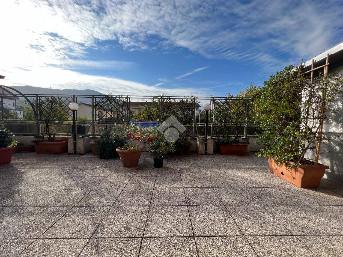 Appartamento via E  Casciari, Centro, Aulla