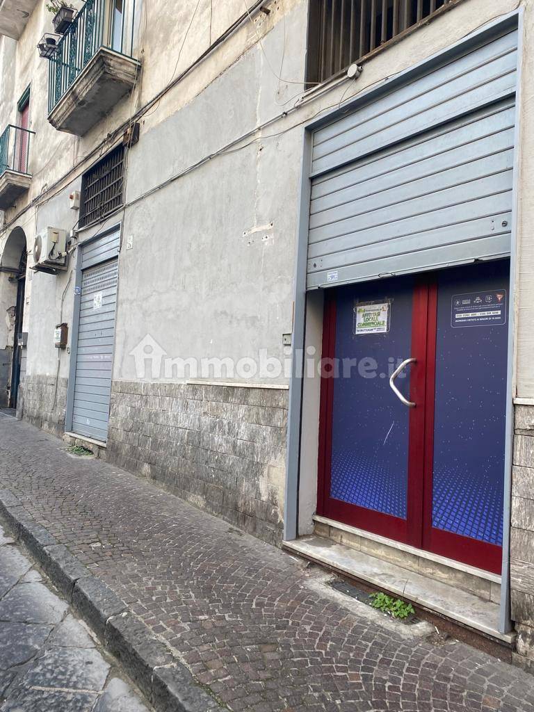 Locale commerciale in Vendita