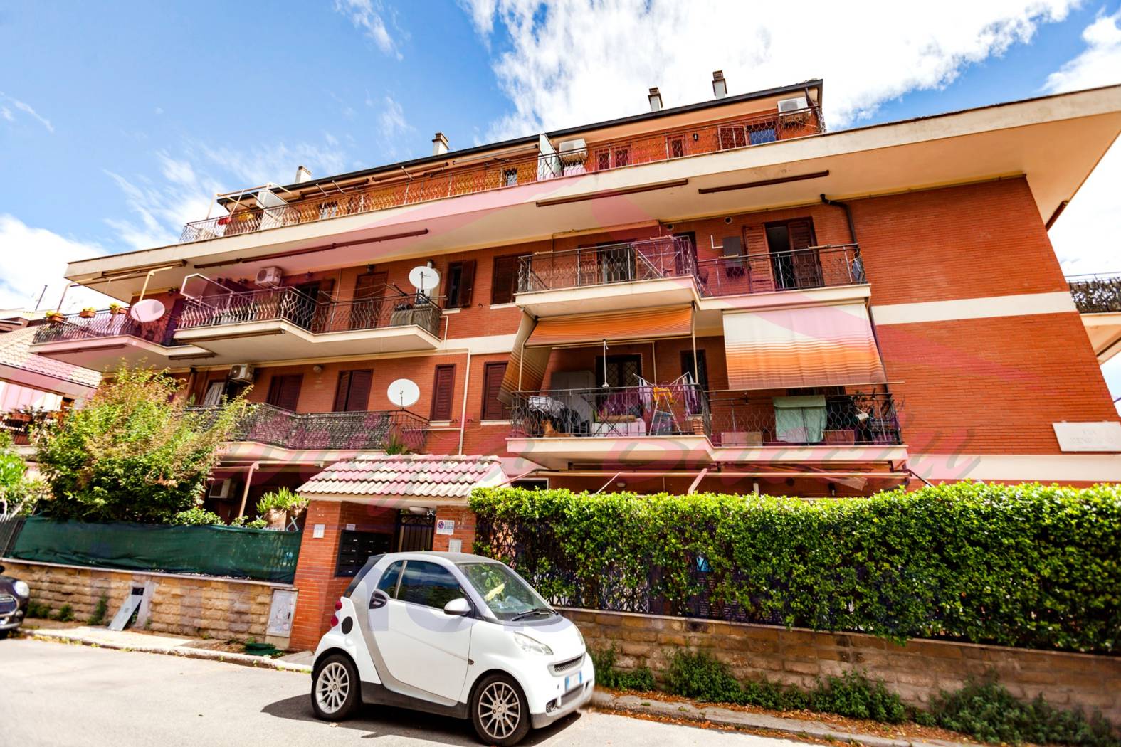 Trilocale via Mendicino 41, Anagnina, Roma