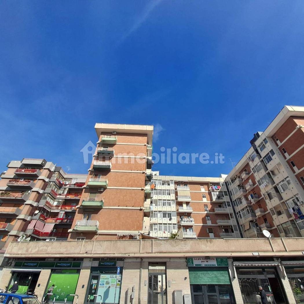 Trilocale corso della Carboneria, Libertà, Bari