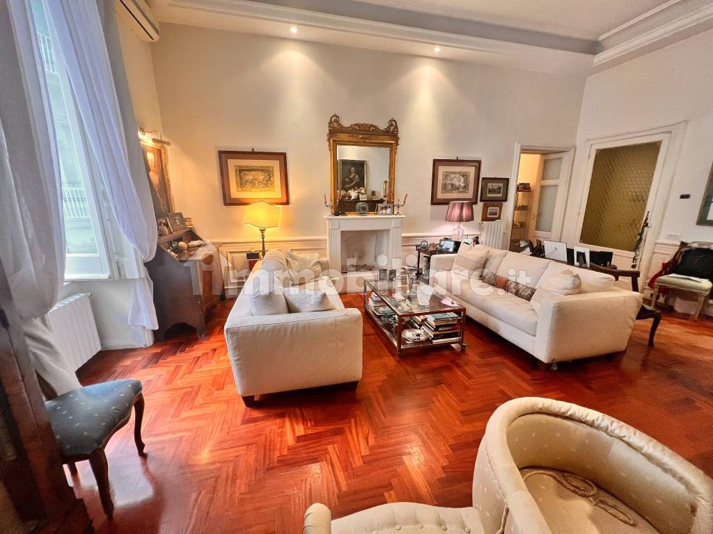 Vendita Appartamento in via del Parco Regina Margherita 40. Napoli ...