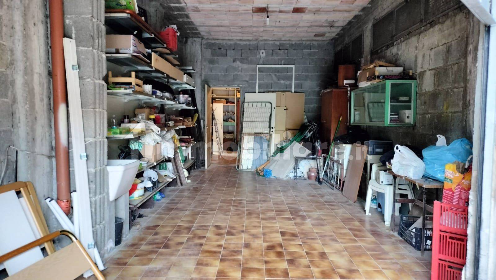 Garage - Box in Vendita