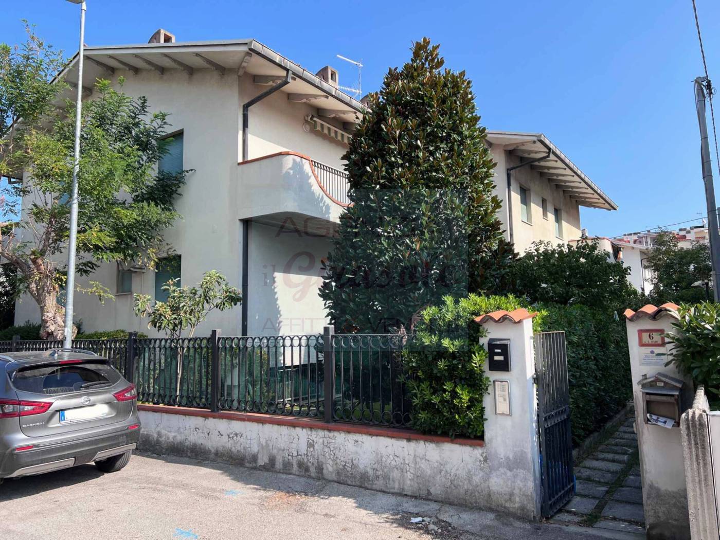 Quadrilocale via Giulio Cesare 6, Centro, Alba Adriatica