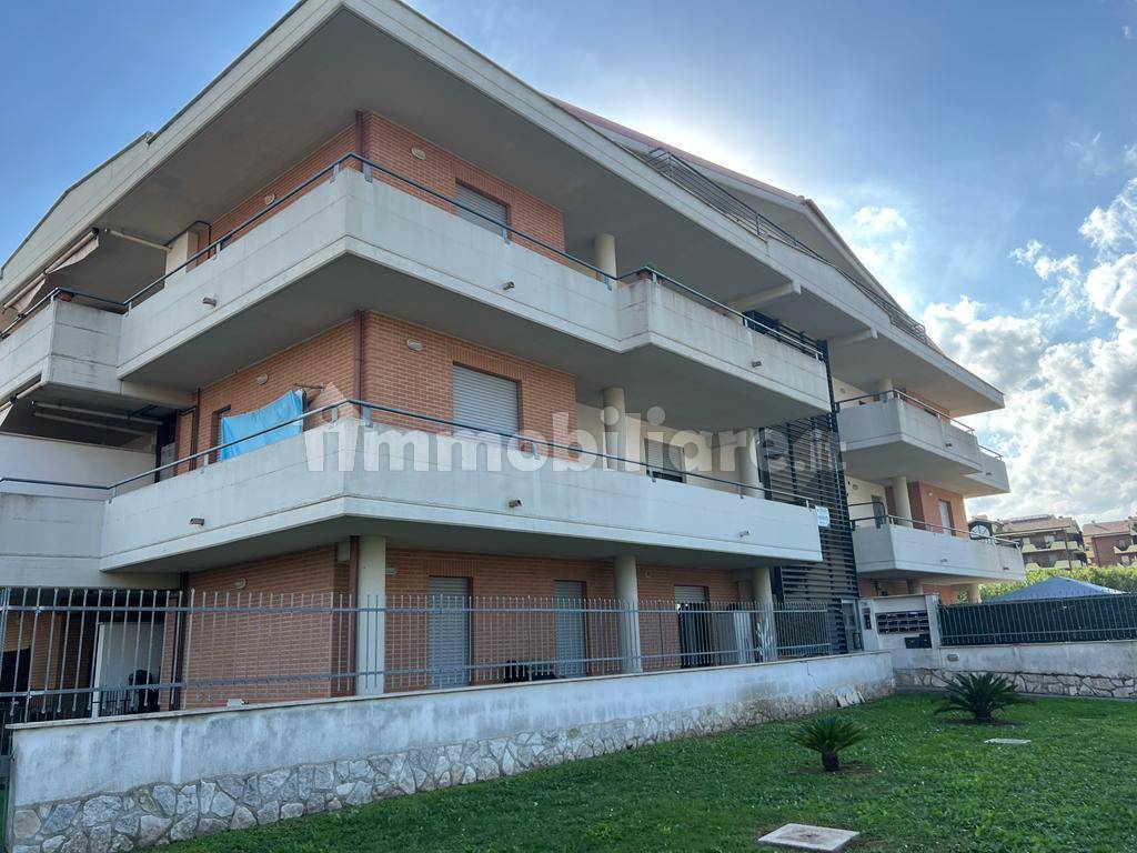 Garage - Box in Vendita