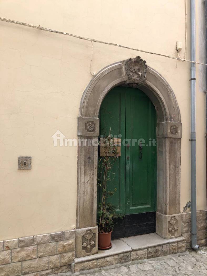 Appartamento via Lemaitre 2, Lupara