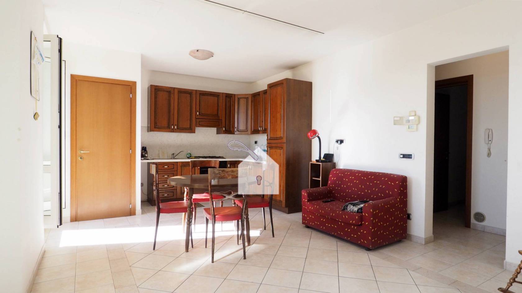 Appartamento ottimo stato, secondo piano, Centro, Macerata