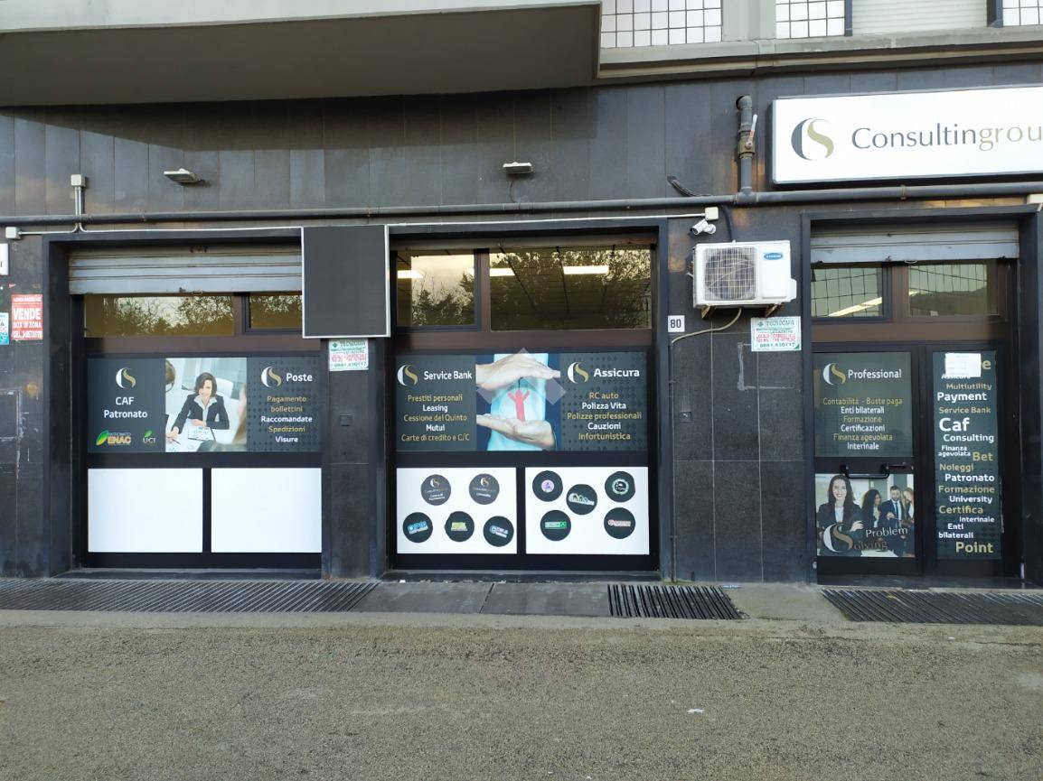 Locale commerciale in Vendita