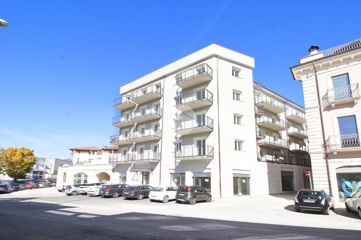 Bilocale via xx settembre 79, Villa Comunale, L&#x27;Aquila