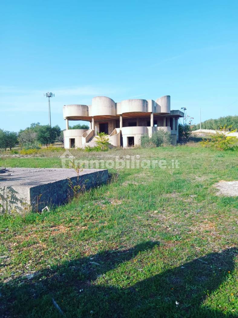 Palazzo - Edificio in Vendita