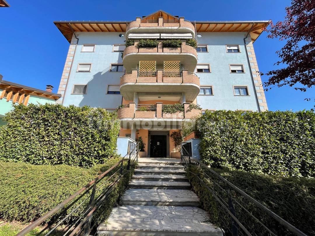 Quadrilocale via Piemonte 2c, Sant'Elia - Bazzano, L'Aquila