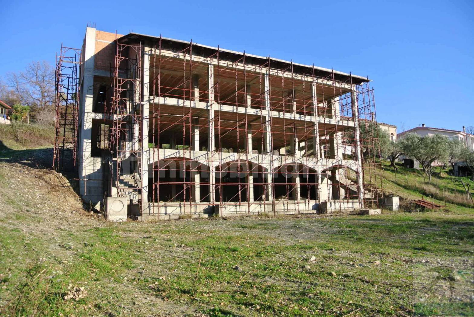 Palazzo - Edificio in Vendita