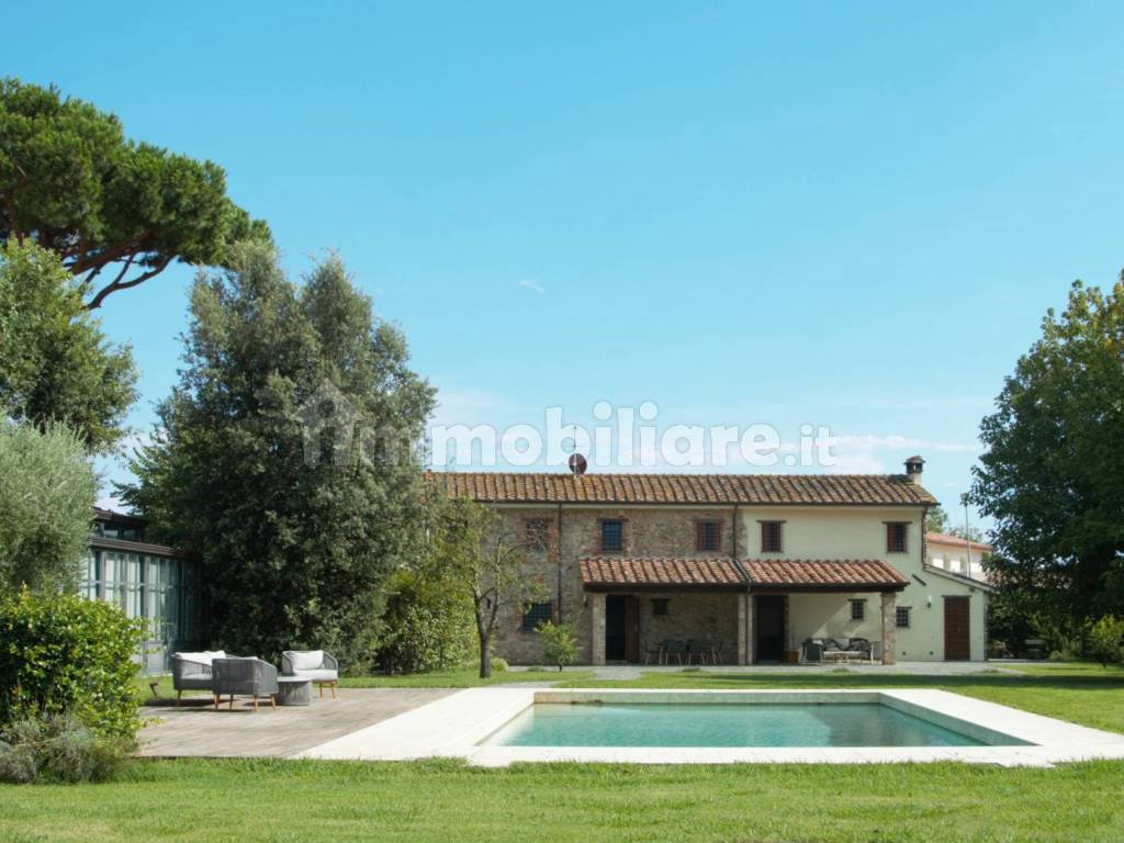 Vendita Casa colonica in via Marchetti 10 Pietrasanta. Ottimo stato ...
