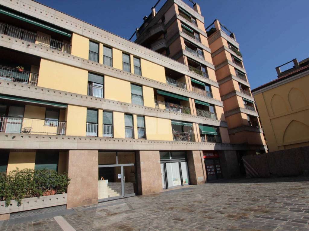 Locale commerciale corso Giacomo Matteotti 9, Lecco, rif. 99172982 ...