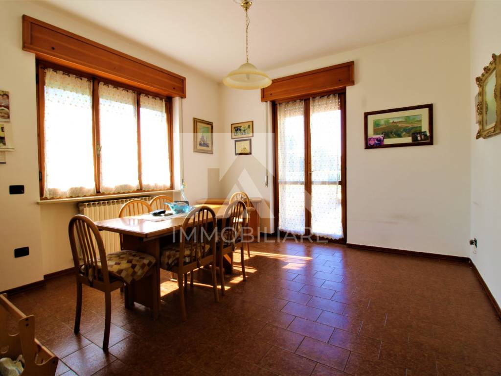 Vendita Villa unifamiliare in via Fossarmato Pavia. Buono stato, posto ... Vendita Villa unifamiliare in via Fossarmato Pavia. Buono stato, posto ...