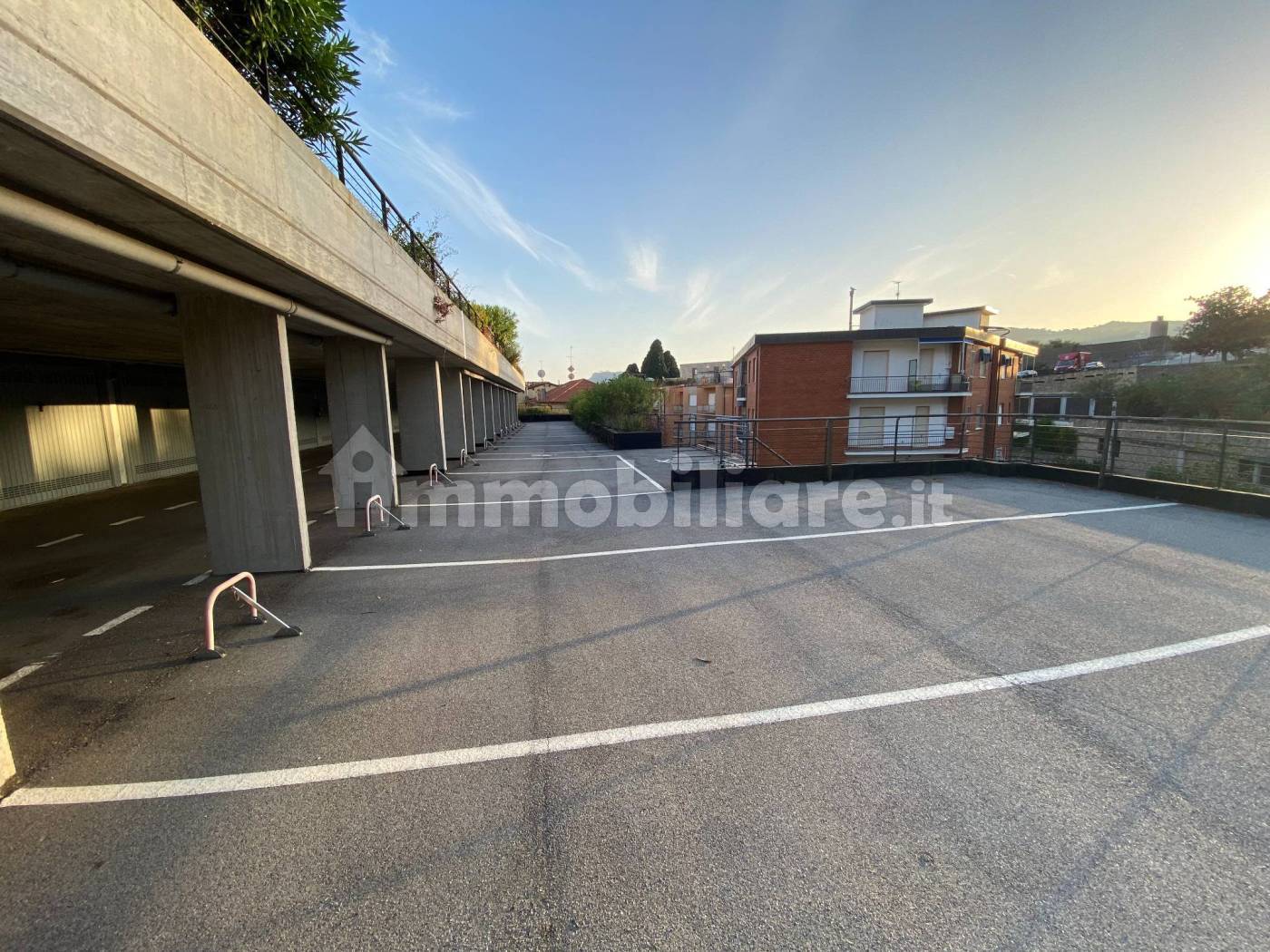 Posto auto - moto in Vendita