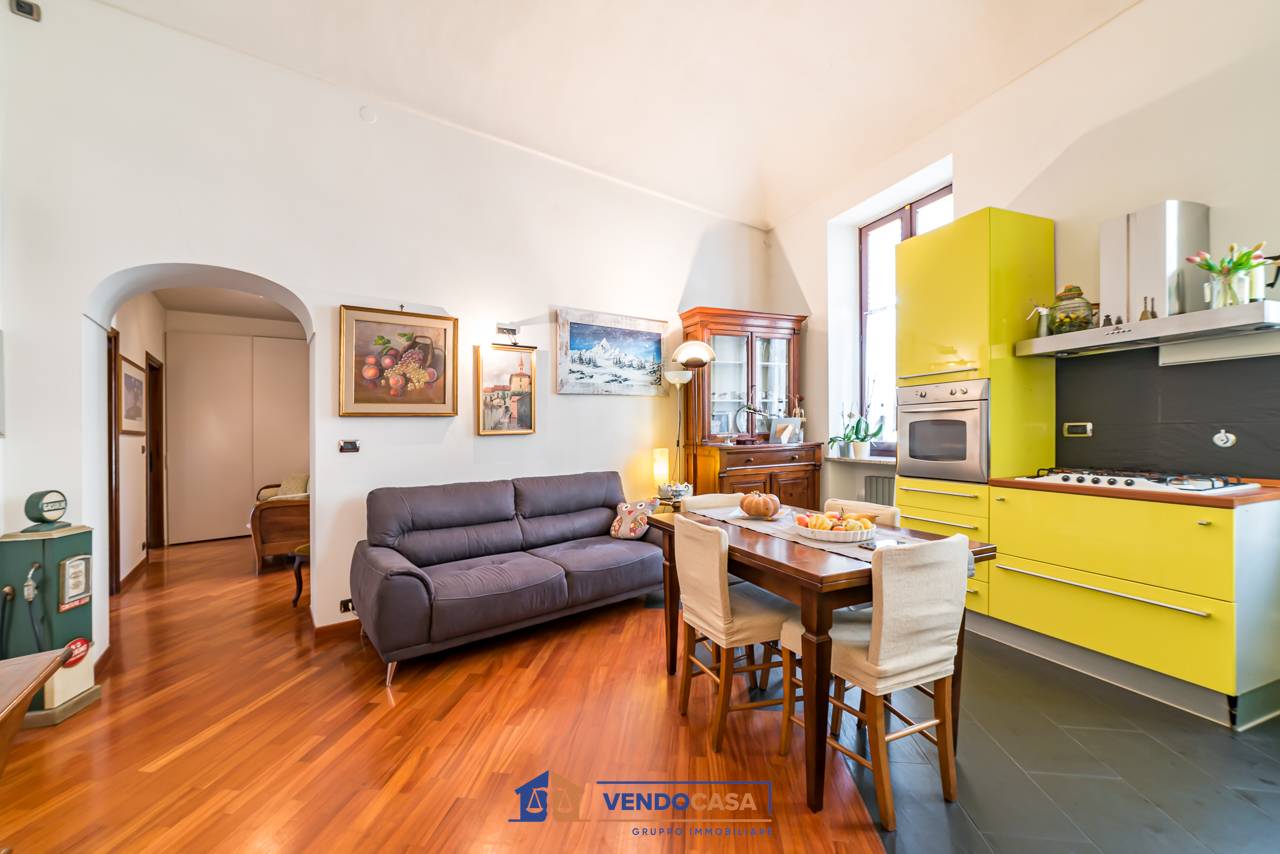 Quadrilocale via martiri della liberazione 66, Centro, Saluzzo